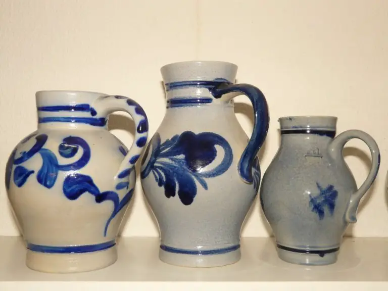 How to Make Handmade Pottery Vases - Spinning Pots