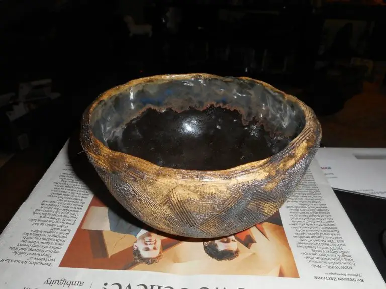 Single Fire Low Fire Glaze in Pottery: Is it Possible? - Spinning Pots