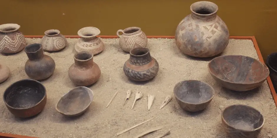What is Native American Clay Pottery? - Spinning Pots