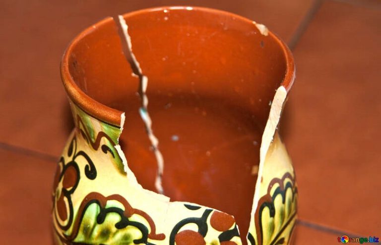 How to Repair Hairline Crack in Pottery - Spinning Pots