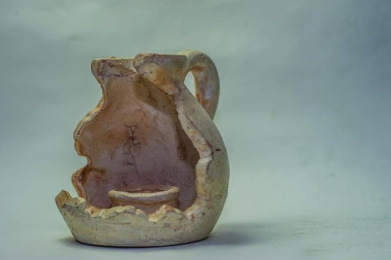 Why Does My Pottery Clay Break After Baking? - Spinning Pots