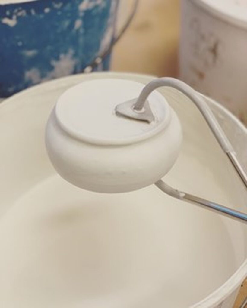 Types of Pottery Glazes - Spinning Pots